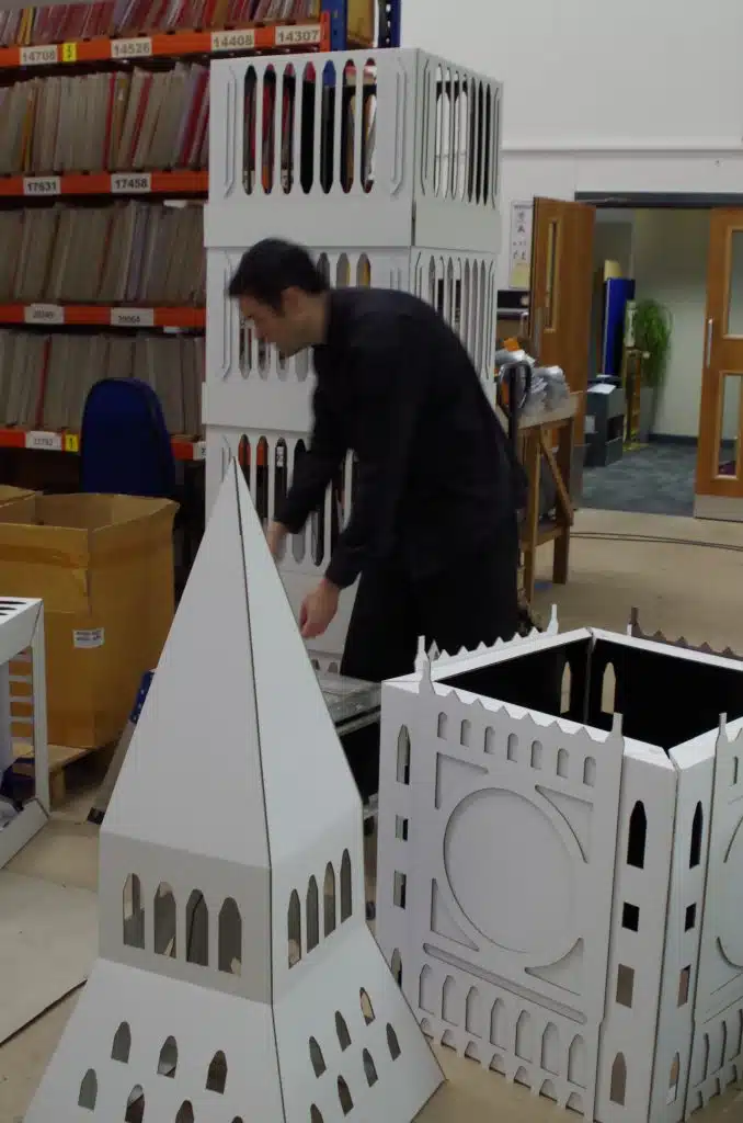 Cardboard Trade Show Display: Big Ben - Envoprint